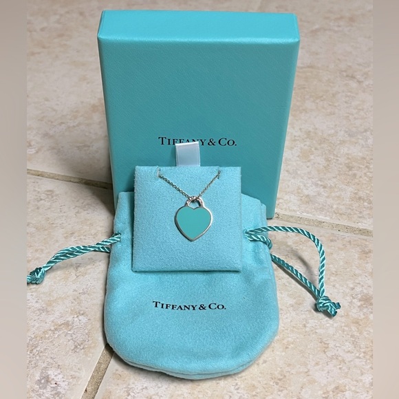 Tiffany & Co. | Jewelry | Tiffany Co Return To Tiffany Heart Necklace ...